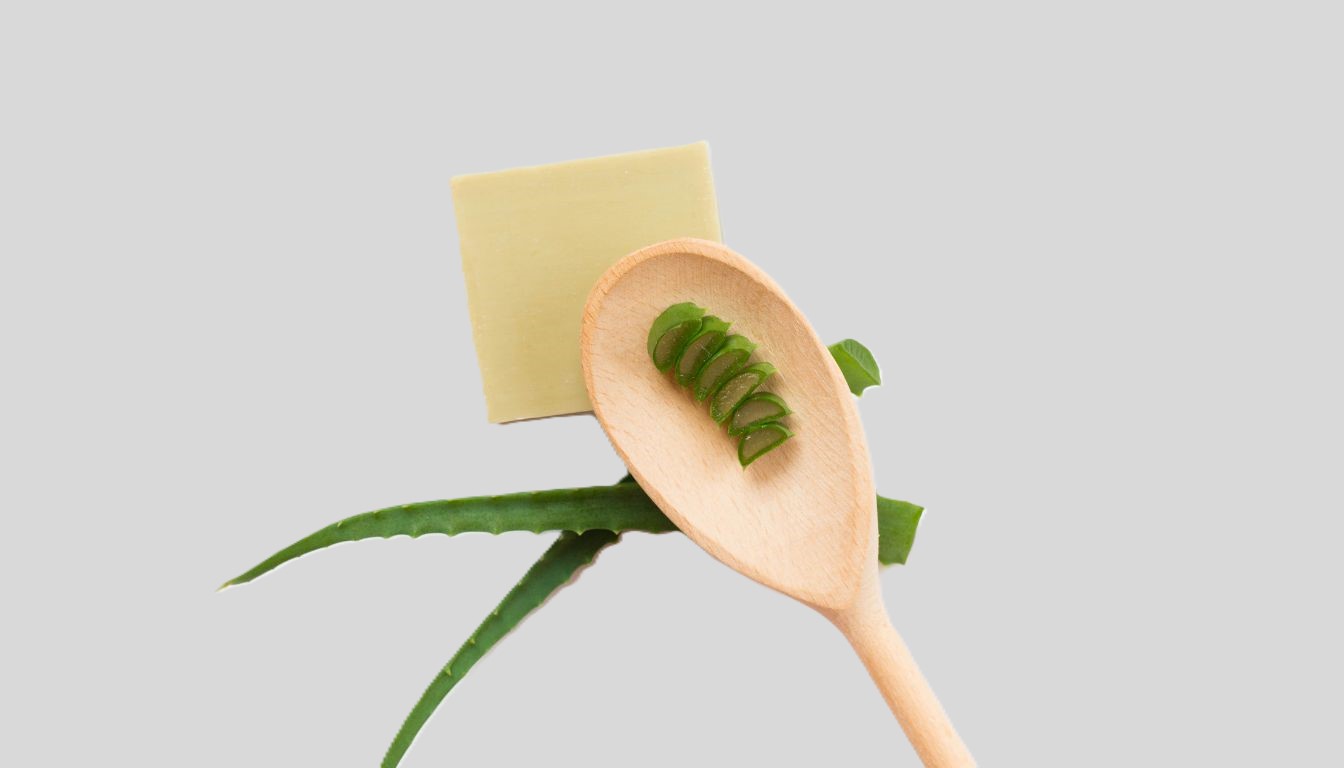 Discover Natural Alternatives to Shampoo for Healthier Hair (2025)